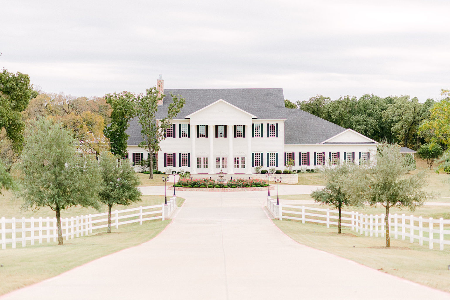 The Milestone | Texas Wedding Venue - carleyannphotography.com